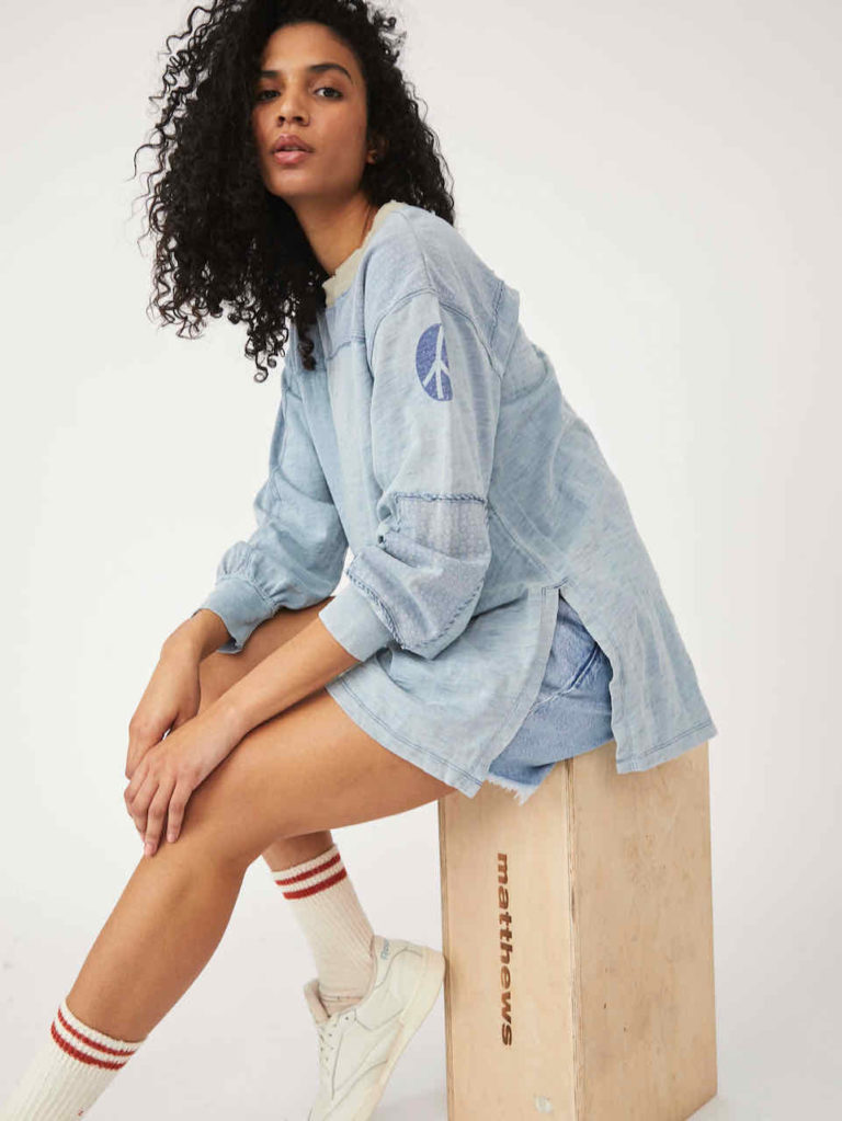 Free People PETAL PUSHIER PULLOVER BLUE