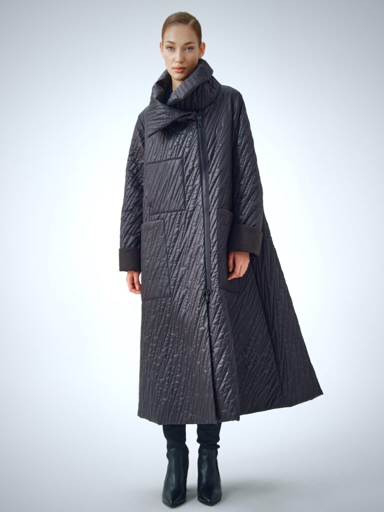 IGOR Dobranic Long A-line Coat CASTOR Black Quilted W25-16